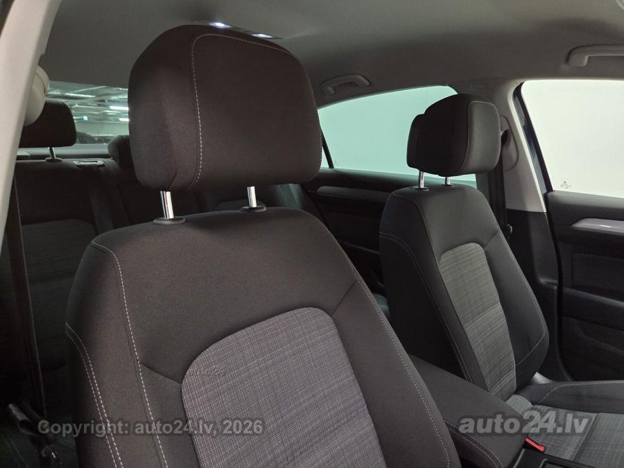 Zils Volkswagen Passat 2021 Tallina, ar dzinēja tilpumu 1.50 L un nobraukumu 207 tūkst. km par 15900 €, foto 18 vietnē AUTOMOTO.COM.LV