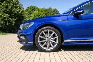Zils Volkswagen Passat 2021 Viļņa, ar dzinēja tilpumu 1.50 L un nobraukumu 115 tūkst. km par 19000 €, foto 13 vietnē AUTOMOTO.COM.LV