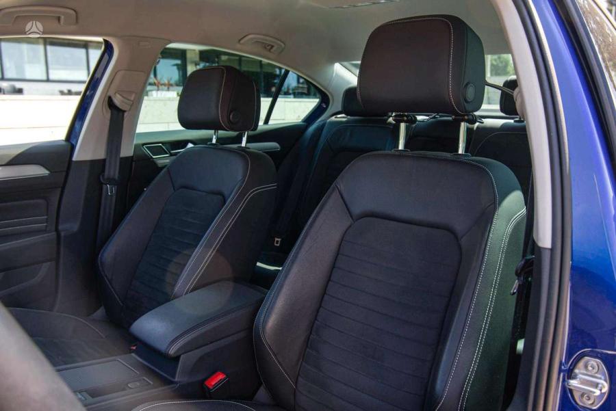Zils Volkswagen Passat 2021 Viļņa, ar dzinēja tilpumu 1.50 L un nobraukumu 115 tūkst. km par 19000 €, foto 22 vietnē AUTOMOTO.COM.LV