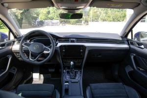 Zils Volkswagen Passat 2021 Viļņa, ar dzinēja tilpumu 1.50 L un nobraukumu 115 tūkst. km par 19000 €, foto 25 vietnē AUTOMOTO.COM.LV