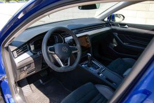 Zils Volkswagen Passat 2021 Viļņa, ar dzinēja tilpumu 1.50 L un nobraukumu 115 tūkst. km par 19000 €, foto 26 vietnē AUTOMOTO.COM.LV