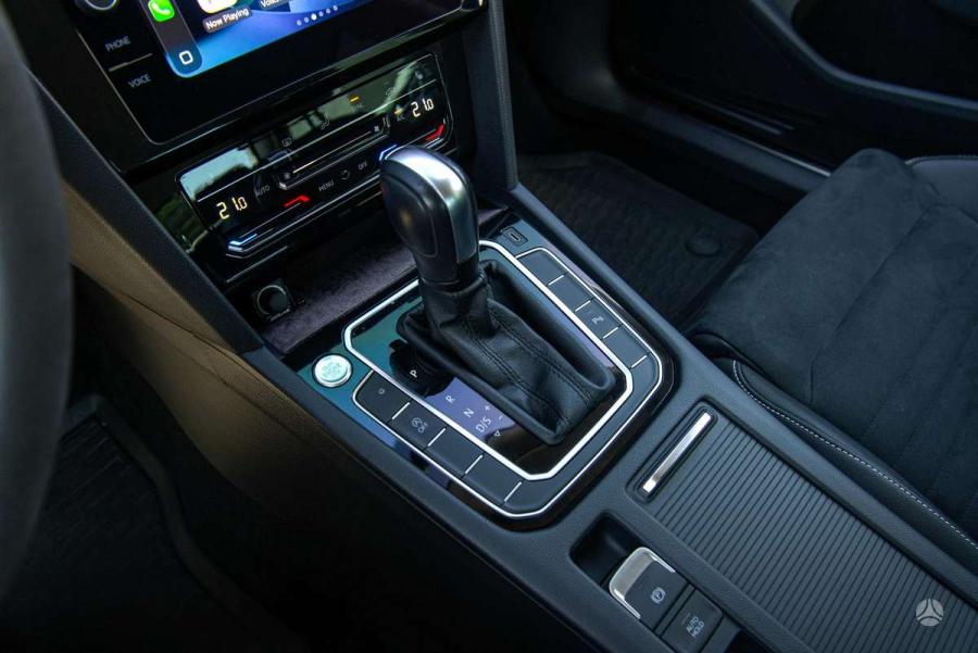 Zils Volkswagen Passat 2021 Viļņa, ar dzinēja tilpumu 1.50 L un nobraukumu 115 tūkst. km par 19000 €, foto 35 vietnē AUTOMOTO.COM.LV