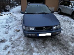 Blue Volkswagen Passat 1994 in Vilnius, with an engine capacity of 1.78 L and mileage of 300 thousand km for 700 €, photo 6 on AUTOMOTO.COM.LV