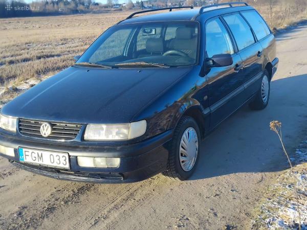 Zils Volkswagen Passat 1995 Švenčionys, ar dzinēja tilpumu 1.90 L un nobraukumu 370 tūkst. km par 1150 €, foto 3 vietnē AUTOMOTO.COM.LV