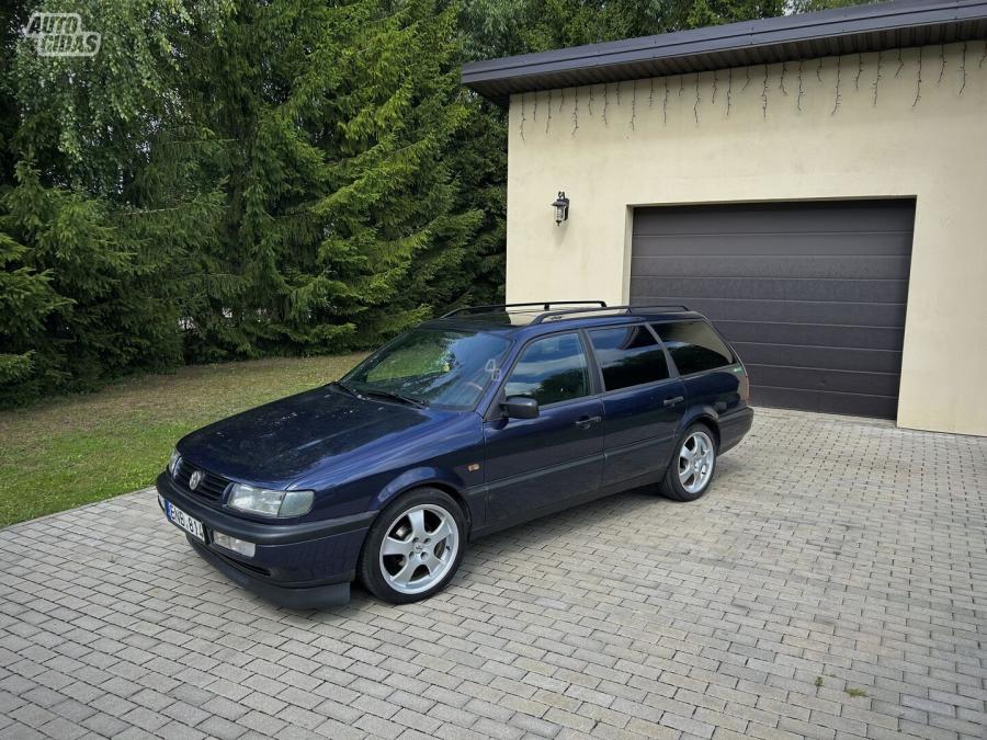 Zils Volkswagen Passat 1996 Radviliškis, ar dzinēja tilpumu 1.90 L un nobraukumu 380 tūkst. km par 1300 €, foto 3 vietnē AUTOMOTO.COM.LV