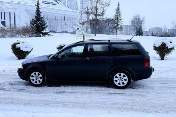 Blue Volkswagen Passat 1997 in Vievis, with an engine capacity of 1.90 L and mileage of 622 thousand km for 900 €, photo 5 on AUTOMOTO.COM.LV