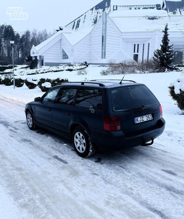 Blue Volkswagen Passat 1997 in Vievis, with an engine capacity of 1.90 L and mileage of 622 thousand km for 900 €, photo 7 on AUTOMOTO.COM.LV
