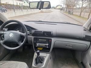 Blue Volkswagen Passat 1997 in Telschi, with an engine capacity of 1.80 L and mileage of 347 thousand km for 850 €, photo 12 on AUTOMOTO.COM.LV
