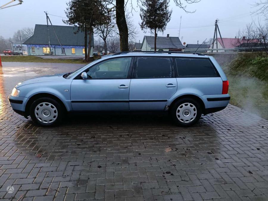 Blue Volkswagen Passat 1998 in Nemencine, with an engine capacity of 1.90 L and mileage of 315 thousand km for 1100 €, photo 2 on AUTOMOTO.COM.LV