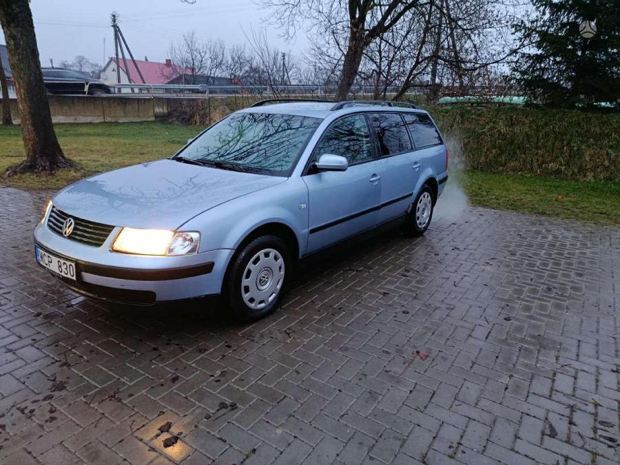 Blue Volkswagen Passat 1998 in Nemencine, with an engine capacity of 1.90 L and mileage of 315 thousand km for 1100 €, photo 3 on AUTOMOTO.COM.LV