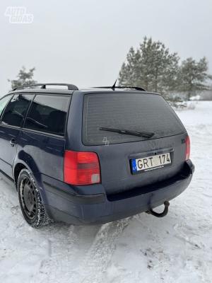 Blue Volkswagen Passat 1998 in Vilnius, with an engine capacity of 1.90 L and mileage of 350 thousand km for 1699 €, photo 6 on AUTOMOTO.COM.LV