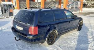 Blue Volkswagen Passat 1998 in Vilnius, with an engine capacity of 1.90 L and mileage of 359 thousand km for 1550 €, photo 3 on AUTOMOTO.COM.LV