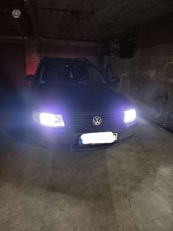 Zils Volkswagen Passat 1998 Šauļi, ar dzinēja tilpumu 1.60 L un nobraukumu 238 tūkst. km par 500 €, foto 7 vietnē AUTOMOTO.COM.LV
