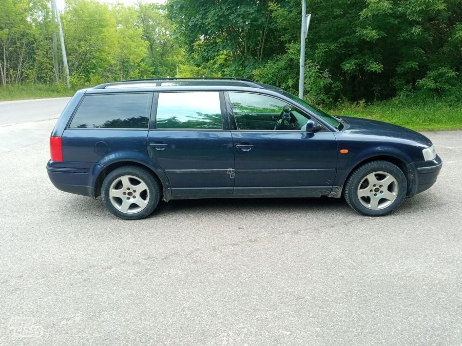 Blue Volkswagen Passat 1998 in Vilnius, with an engine capacity of 1.90 L and mileage of 392 thousand km for 690 €, photo 4 on AUTOMOTO.COM.LV