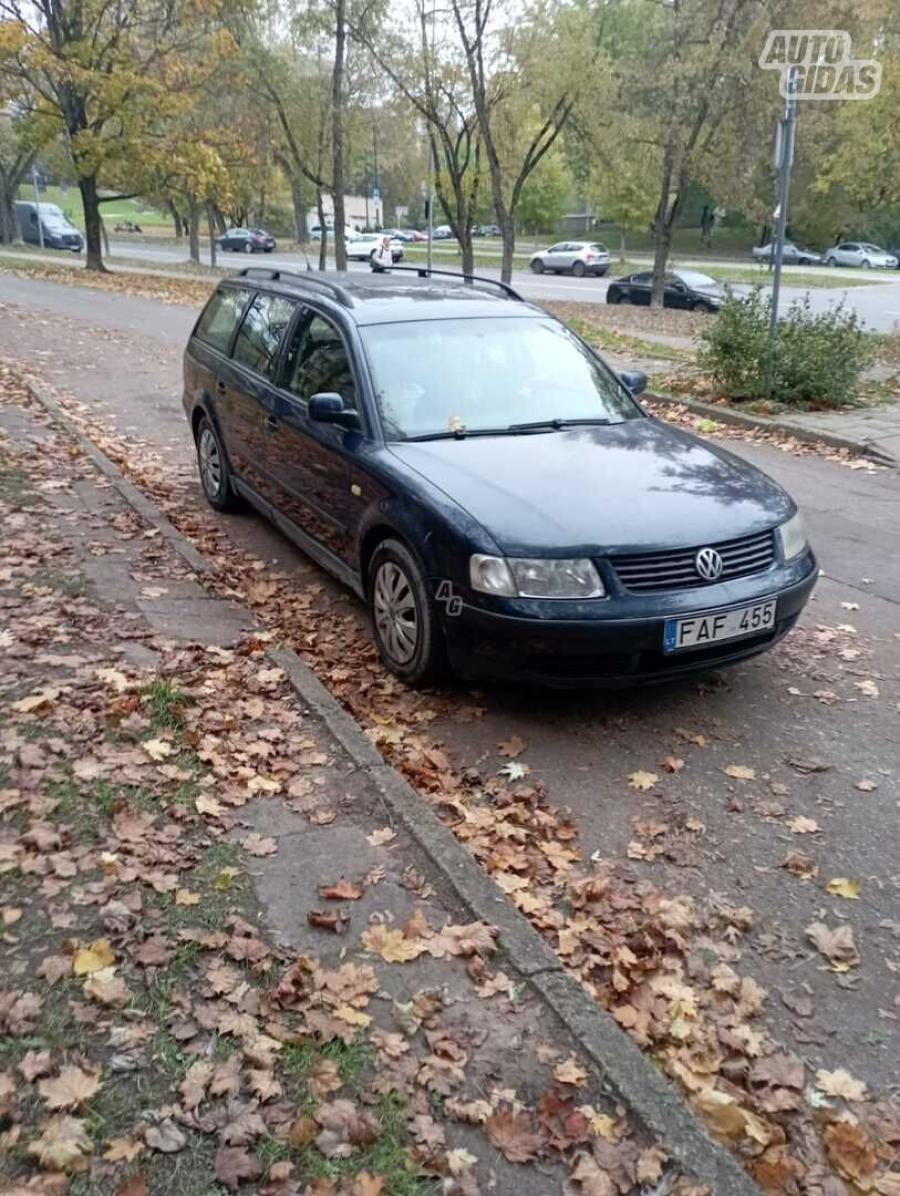 Zils Volkswagen Passat 1998 Viļņa, ar dzinēja tilpumu 1.90 L un nobraukumu 388 tūkst. km par 550 €, foto 4 vietnē AUTOMOTO.COM.LV