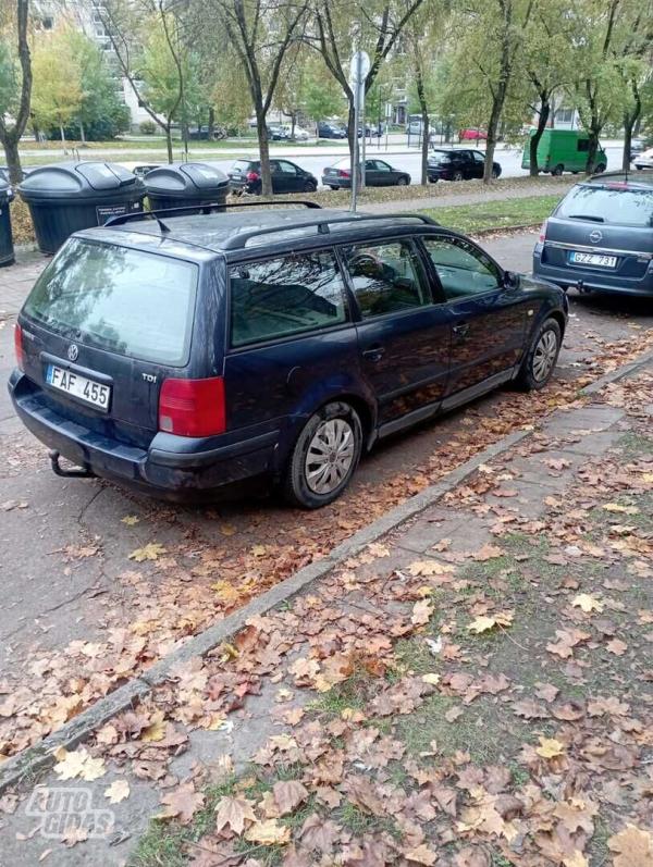 Zils Volkswagen Passat 1998 Viļņa, ar dzinēja tilpumu 1.90 L un nobraukumu 388 tūkst. km par 550 €, foto 5 vietnē AUTOMOTO.COM.LV