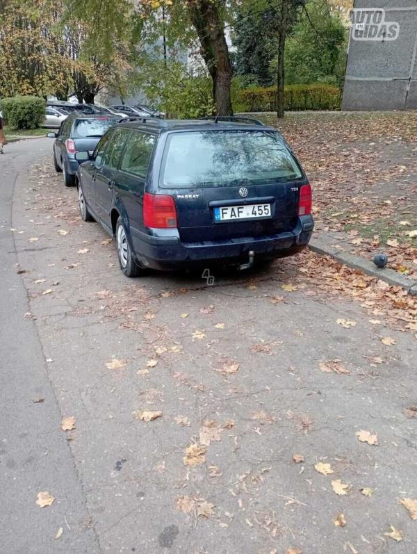 Zils Volkswagen Passat 1998 Viļņa, ar dzinēja tilpumu 1.90 L un nobraukumu 388 tūkst. km par 550 €, foto 6 vietnē AUTOMOTO.COM.LV