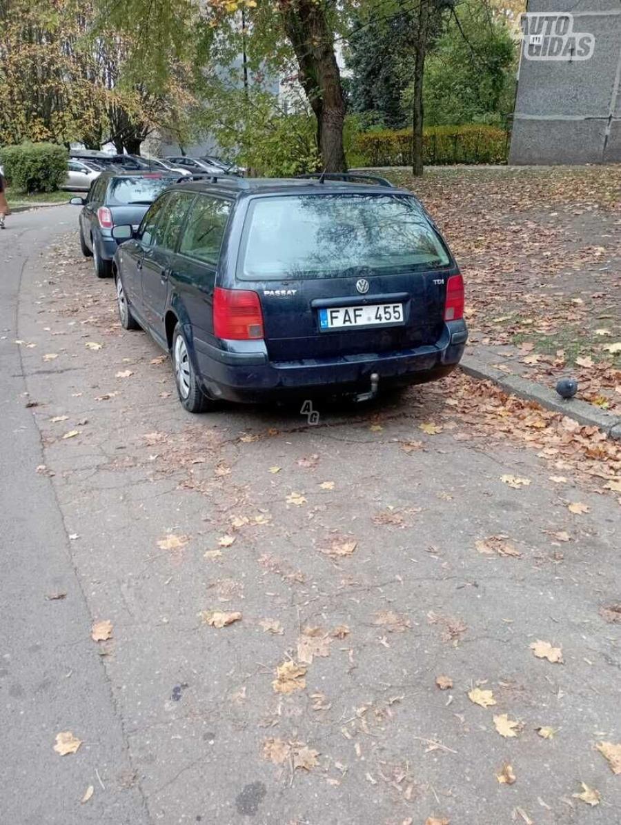 Zils Volkswagen Passat 1998 Viļņa, ar dzinēja tilpumu 1.90 L un nobraukumu 388 tūkst. km par 550 €, foto 6 vietnē AUTOMOTO.COM.LV