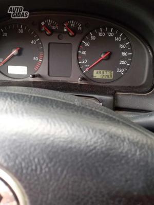 Zils Volkswagen Passat 1998 Viļņa, ar dzinēja tilpumu 1.90 L un nobraukumu 388 tūkst. km par 550 €, foto 9 vietnē AUTOMOTO.COM.LV