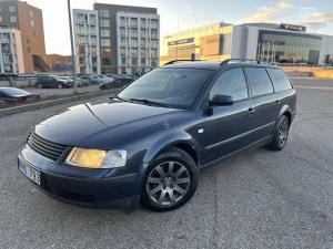 Blue Volkswagen Passat 1999 in Vilnius, with an engine capacity of 1.90 L and mileage of 386 thousand km for 850 €, photo 3 on AUTOMOTO.COM.LV