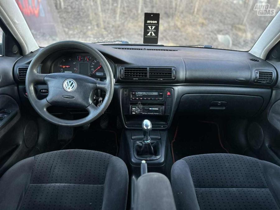 Blue Volkswagen Passat 1999 in Vilnius, with an engine capacity of 1.90 L and mileage of 386 thousand km for 850 €, photo 9 on AUTOMOTO.COM.LV