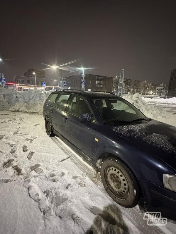 Blue Volkswagen Passat 1999 in Kretinga, with an engine capacity of 1.90 L and mileage of 396 thousand km for 1000 €, photo 5 on AUTOMOTO.COM.LV