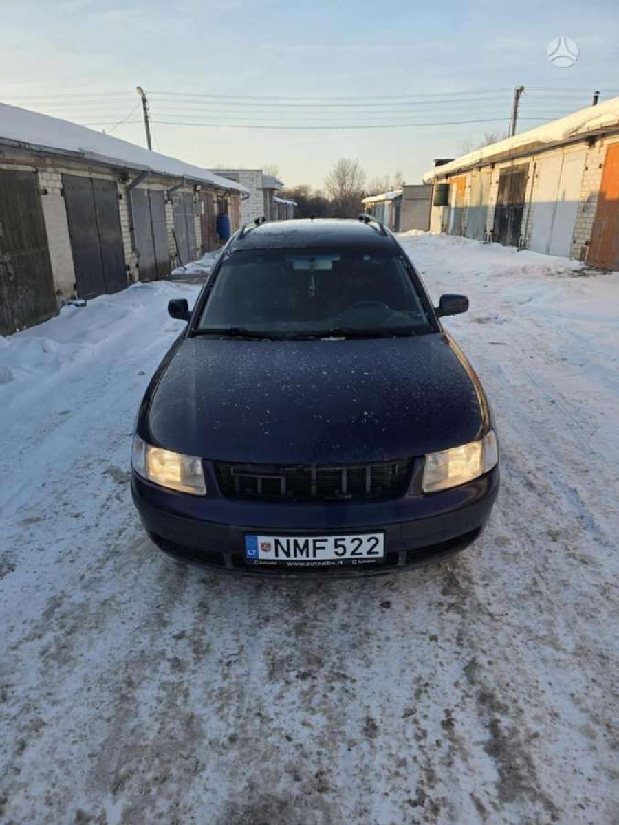 Zils Volkswagen Passat 1999 Marijampole, ar dzinēja tilpumu 1.90 L un nobraukumu 354 tūkst. km par 900 €, foto 1 vietnē AUTOMOTO.COM.LV