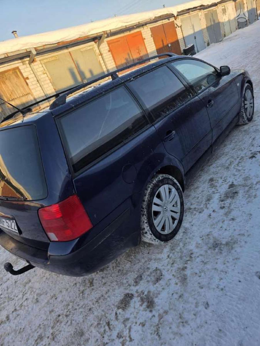 Zils Volkswagen Passat 1999 Marijampole, ar dzinēja tilpumu 1.90 L un nobraukumu 354 tūkst. km par 900 €, foto 4 vietnē AUTOMOTO.COM.LV