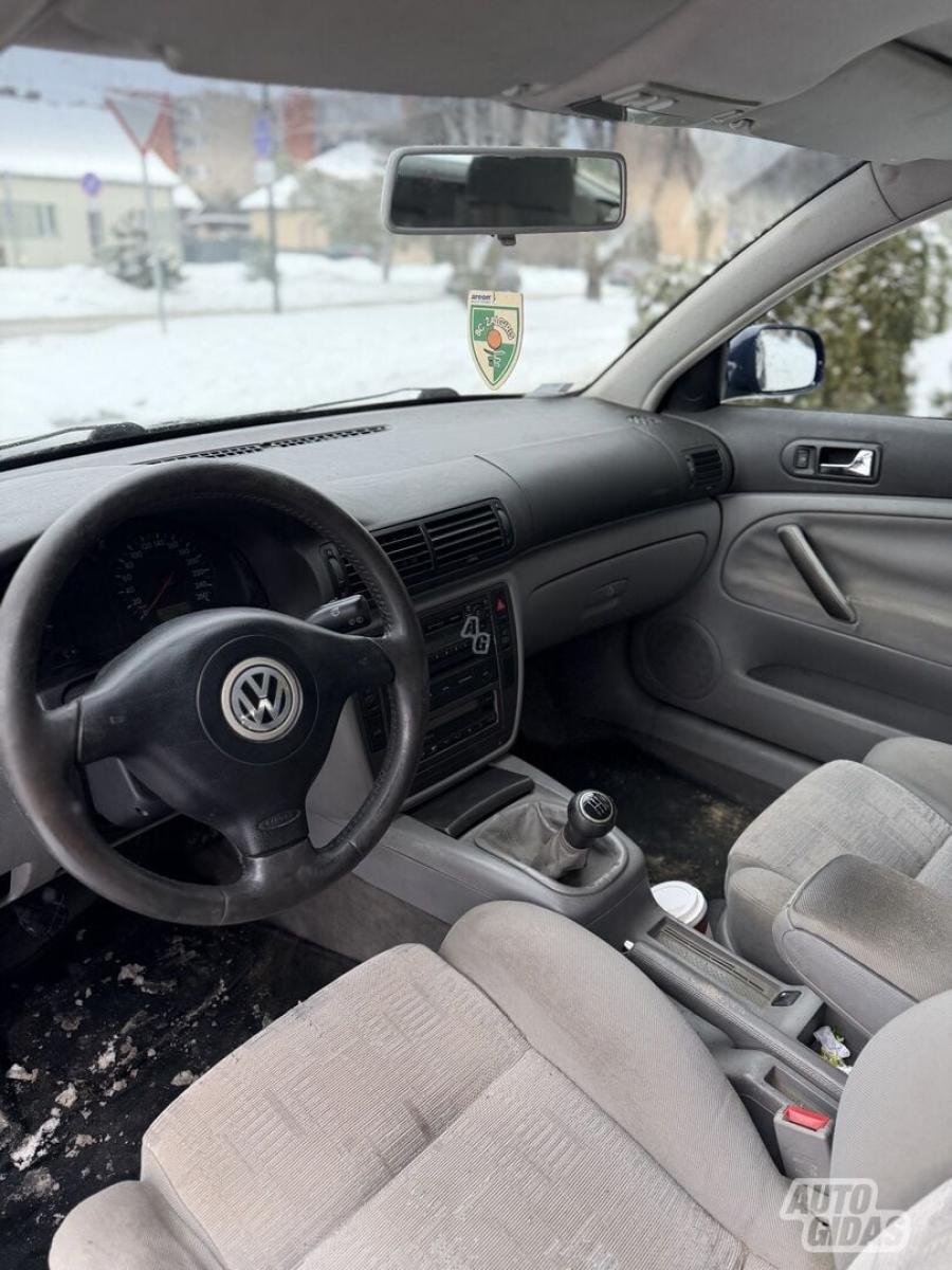 Синий Фольксваген Пассат 1999 в Каунас, объемом двигателя 1.90 л и пробегом 304 тыс. км за 1250 €, фото 16 на AUTOMOTO.COM.LV