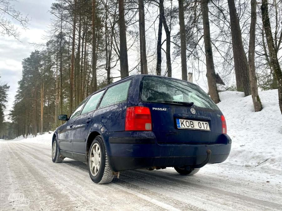 Blue Volkswagen Passat 1999 in Vilnius, with an engine capacity of 1.90 L and mileage of 3 thousand km for 650 €, photo 5 on AUTOMOTO.COM.LV