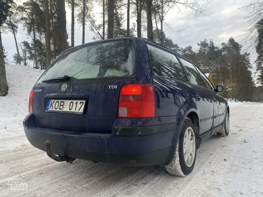 Blue Volkswagen Passat 1999 in Vilnius, with an engine capacity of 1.90 L and mileage of 3 thousand km for 650 €, photo 12 on AUTOMOTO.COM.LV