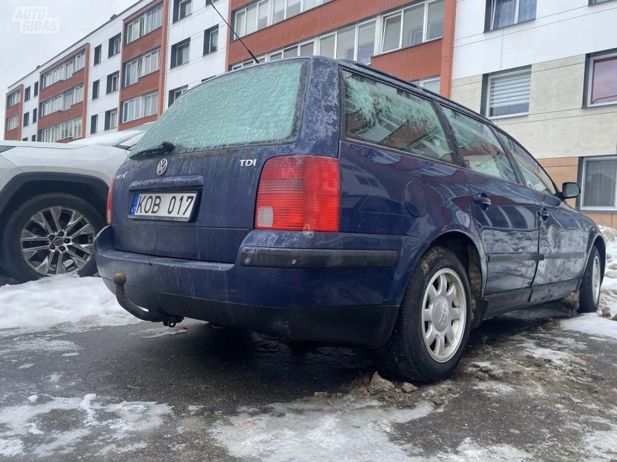 Blue Volkswagen Passat 1999 in Vilnius, with an engine capacity of 1.90 L and mileage of 3 thousand km for 650 €, photo 15 on AUTOMOTO.COM.LV