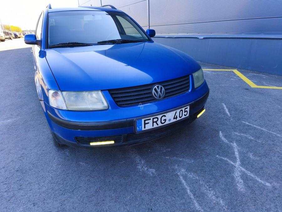 Blue Volkswagen Passat 1999 in Kaunas, with an engine capacity of 1.90 L and mileage of 350 thousand km for 370 €, photo 4 on AUTOMOTO.COM.LV