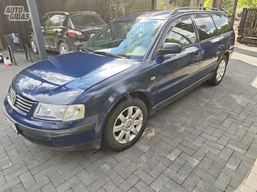 Blue Volkswagen Passat 1999 in Kaunas, with an engine capacity of 1.90 L and mileage of 488 thousand km for 1500 €, photo 3 on AUTOMOTO.COM.LV