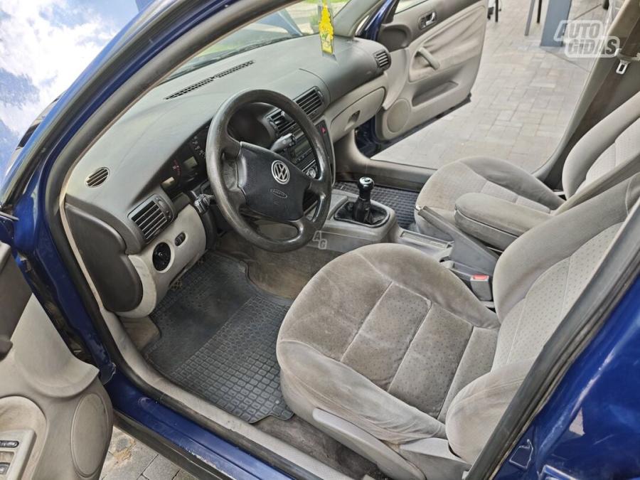 Blue Volkswagen Passat 1999 in Kaunas, with an engine capacity of 1.90 L and mileage of 488 thousand km for 1500 €, photo 14 on AUTOMOTO.COM.LV