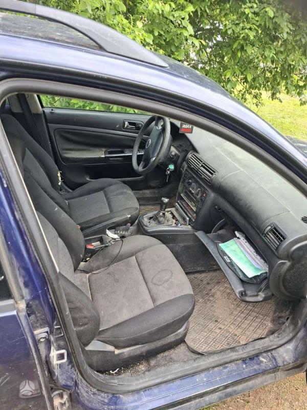 Blue Volkswagen Passat 1999 in Vilnius, with an engine capacity of 1.90 L and mileage of 490 thousand km for 350 €, photo 1 on AUTOMOTO.COM.LV