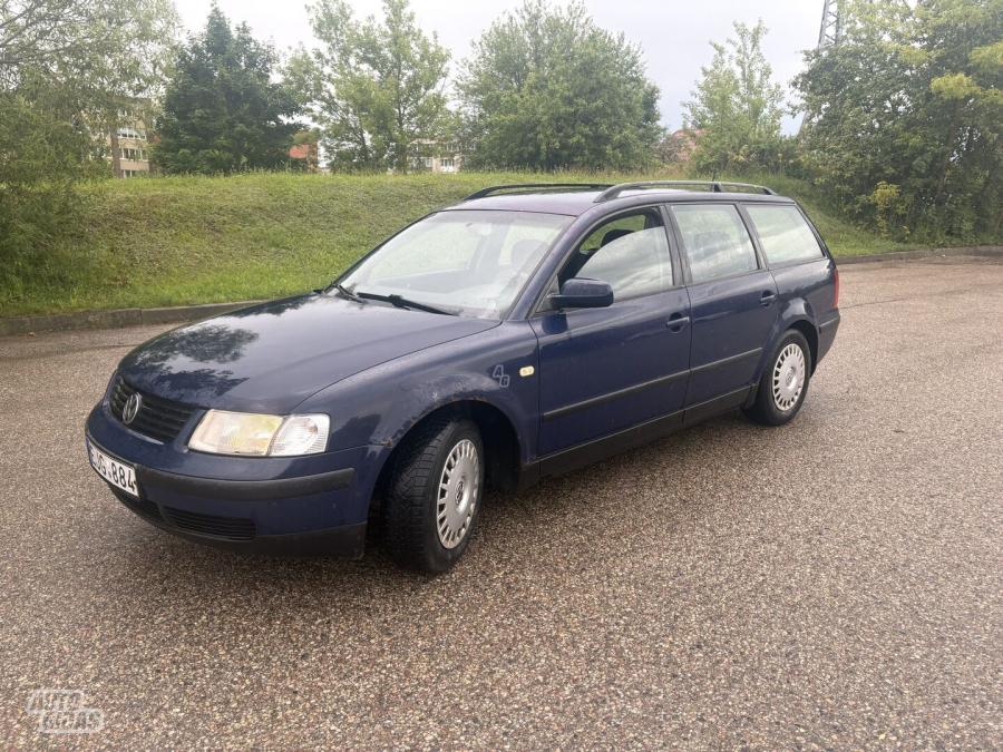 Blue Volkswagen Passat 1999 in Anyksciai, with an engine capacity of 1.90 L and mileage of 352 thousand km for 720 €, photo 3 on AUTOMOTO.COM.LV