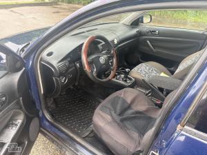Blue Volkswagen Passat 1999 in Anyksciai, with an engine capacity of 1.90 L and mileage of 352 thousand km for 720 €, photo 8 on AUTOMOTO.COM.LV