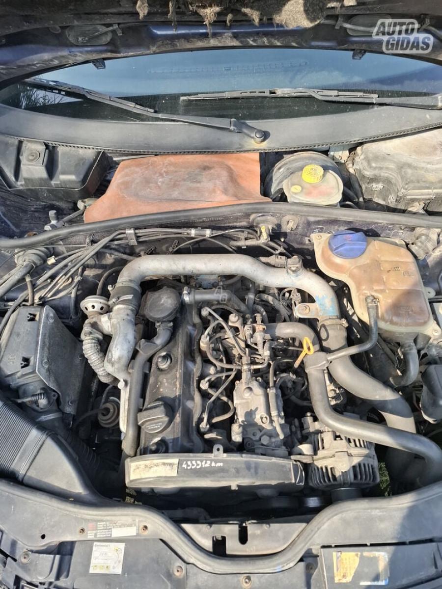 Blue Volkswagen Passat 1999 in Elektrenai, with an engine capacity of 1.90 L and mileage of 450 thousand km for 980 €, photo 17 on AUTOMOTO.COM.LV