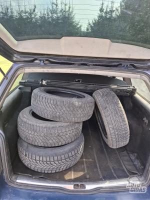 Zils Volkswagen Passat 1999 Elektrėnai, ar dzinēja tilpumu 1.90 L un nobraukumu 450 tūkst. km par 980 €, foto 4 vietnē AUTOMOTO.COM.LV