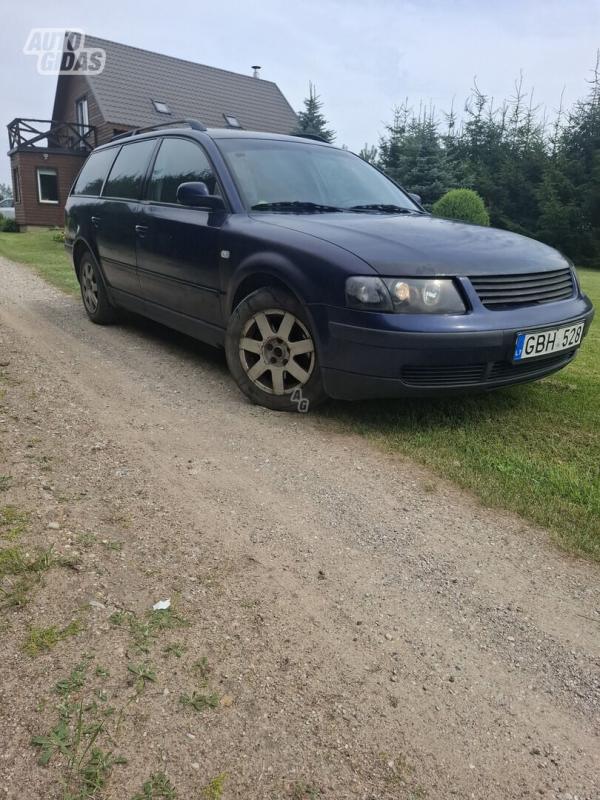 Blue Volkswagen Passat 1999 in Elektrenai, with an engine capacity of 1.90 L and mileage of 450 thousand km for 980 €, photo 8 on AUTOMOTO.COM.LV