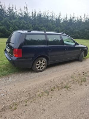 Zils Volkswagen Passat 1999 Elektrėnai, ar dzinēja tilpumu 1.90 L un nobraukumu 450 tūkst. km par 980 €, foto 10 vietnē AUTOMOTO.COM.LV