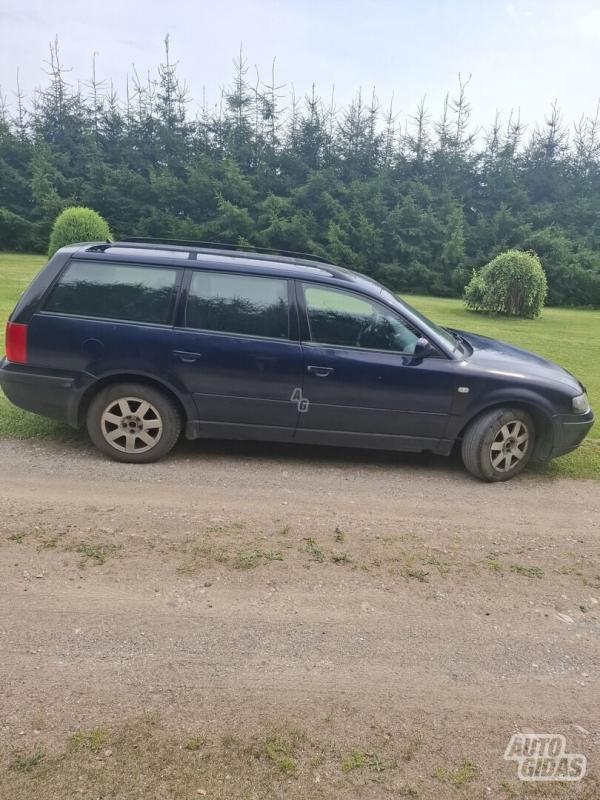 Blue Volkswagen Passat 1999 in Elektrenai, with an engine capacity of 1.90 L and mileage of 450 thousand km for 980 €, photo 10 on AUTOMOTO.COM.LV