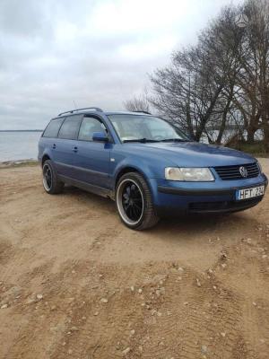 Blue Volkswagen Passat 2000 in Alytus, with an engine capacity of 1.90 L and mileage of 395 thousand km for 1999 €, photo  on AUTOMOTO.COM.LV