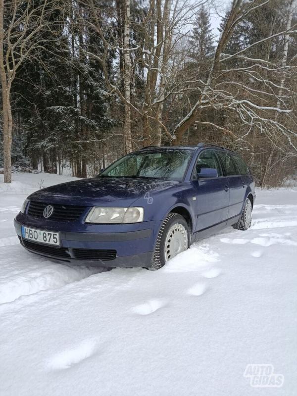 Синий Фольксваген Пассат 2000 в Пренай, объемом двигателя 1.90 л и пробегом 290 тыс. км за 1250 €, фото 3 на AUTOMOTO.COM.LV