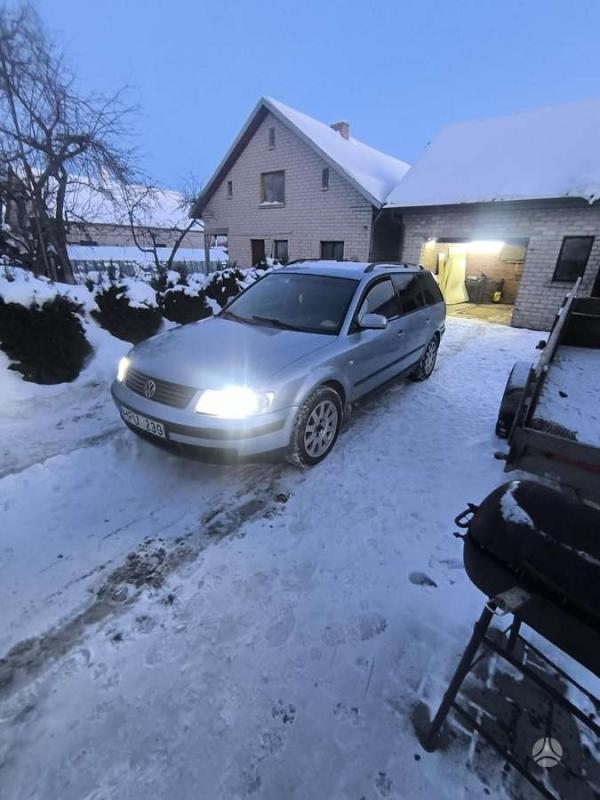 Blue Volkswagen Passat 2000 in Taurage, with an engine capacity of 1.90 L and mileage of 383 thousand km for 1100 €, photo 1 on AUTOMOTO.COM.LV