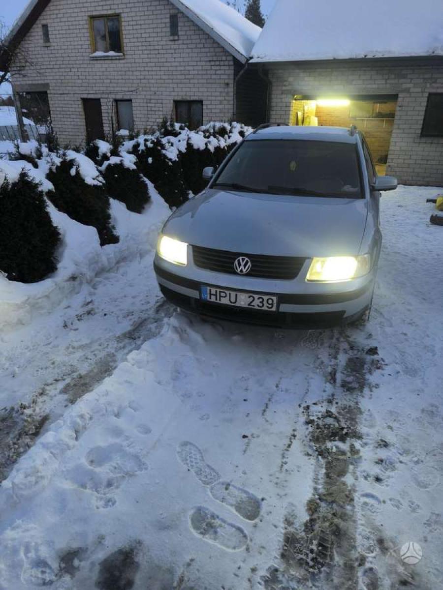 Blue Volkswagen Passat 2000 in Taurage, with an engine capacity of 1.90 L and mileage of 383 thousand km for 1100 €, photo 6 on AUTOMOTO.COM.LV