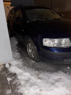 Zils Volkswagen Passat 2000 Viļņa, ar dzinēja tilpumu 1.80 L un nobraukumu 158 tūkst. km par 500 €, foto 3 vietnē AUTOMOTO.COM.LV
