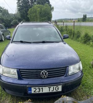 Zils Volkswagen Passat 2000 Rapla, ar dzinēja tilpumu 1.90 L un nobraukumu 450 tūkst. km par 500 €, foto  vietnē AUTOMOTO.COM.LV