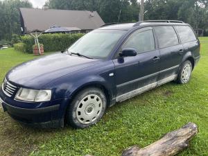 Zils Volkswagen Passat 2000 Rapla, ar dzinēja tilpumu 1.90 L un nobraukumu 450 tūkst. km par 500 €, foto 4 vietnē AUTOMOTO.COM.LV